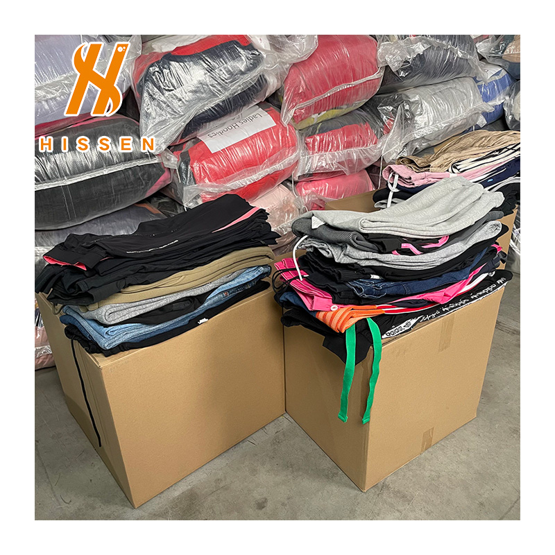 The Guide to Selling Used Brand Clothes Wholesale - hissenglobal.com