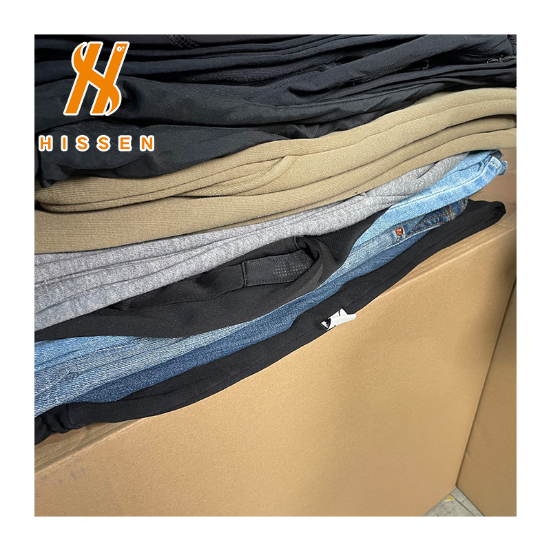 The Guide to Selling Used Brand Clothes Wholesale - hissenglobal.com